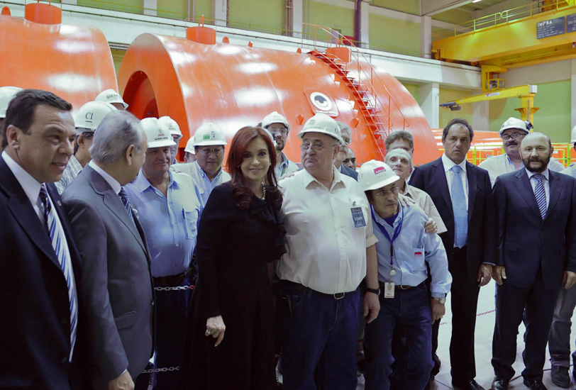 Launching of start-up phase of Atucha II - INVAP - Investigación ...