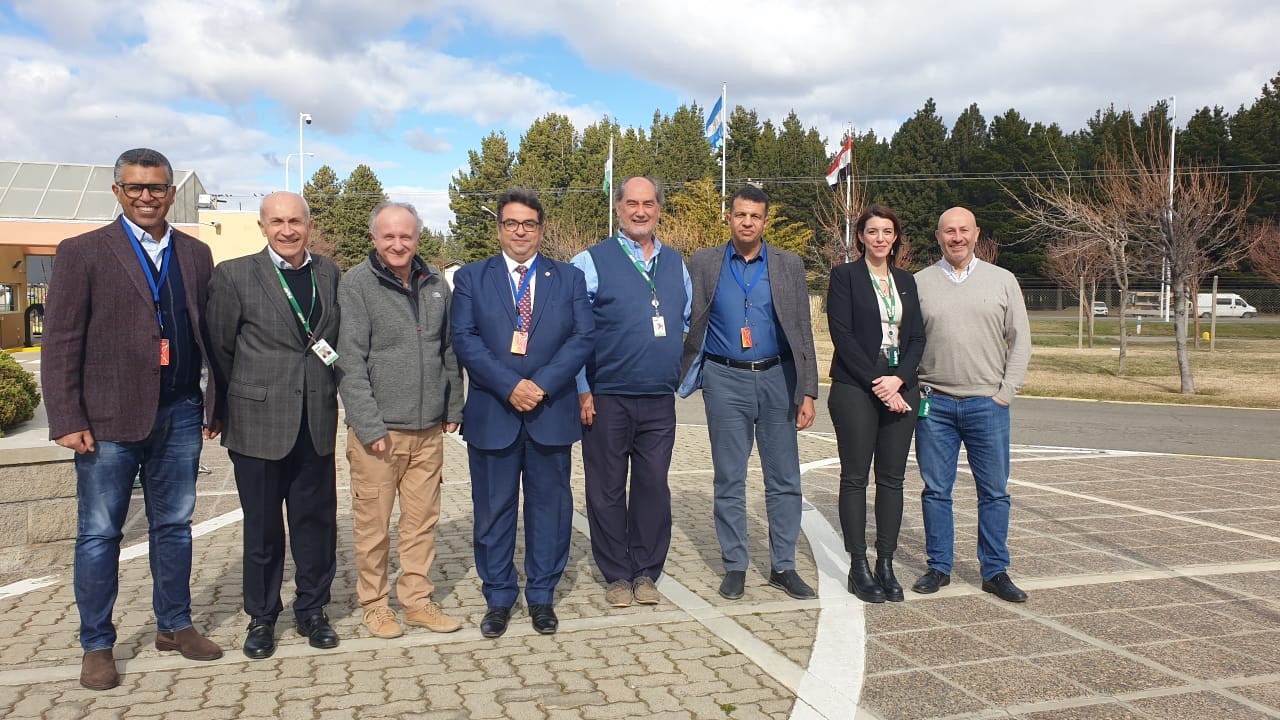 La Autoridad de Energía Atómica de Egipto visitó instalaciones de INVAP ...